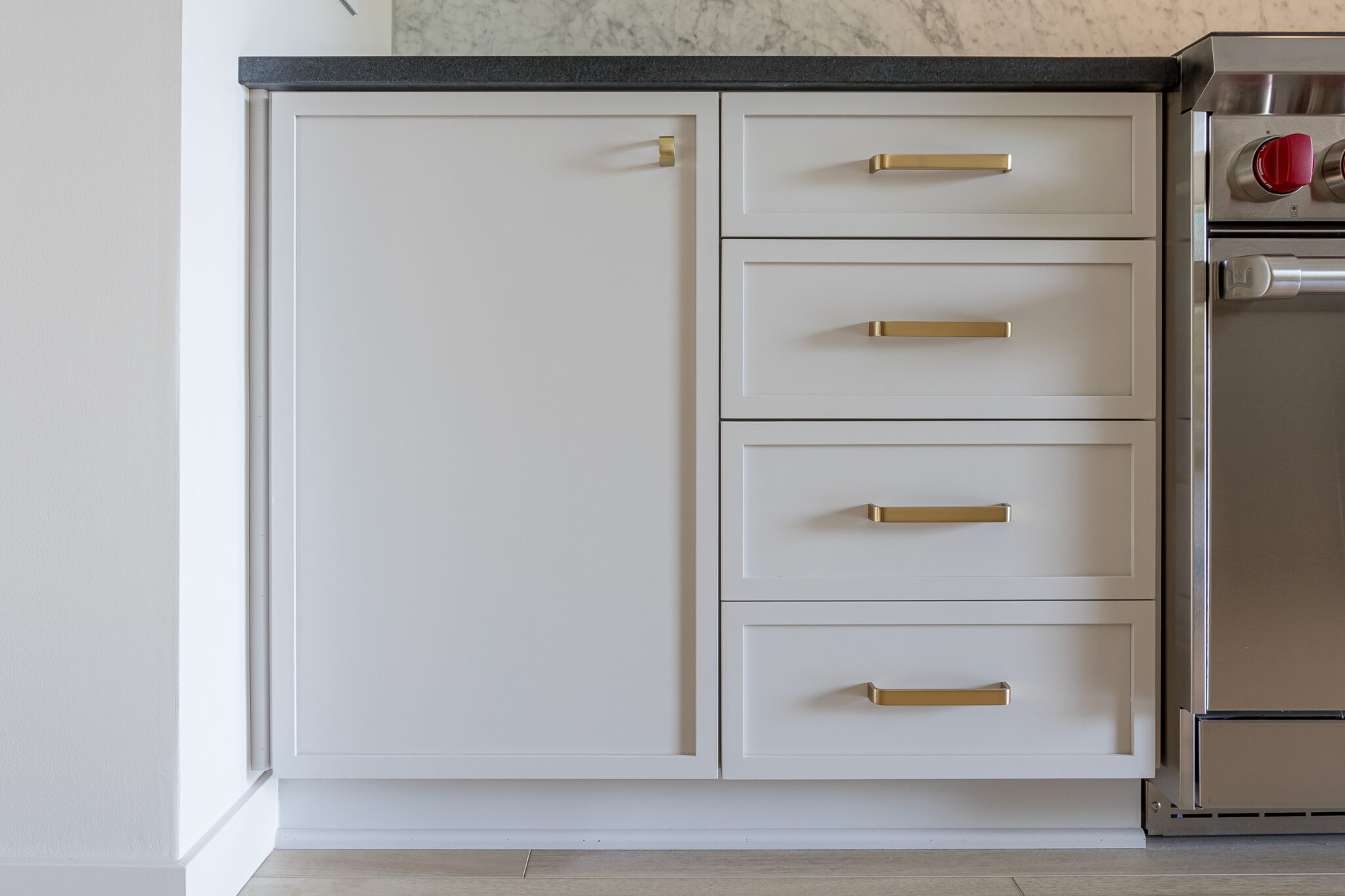 Understanding Cabinet Construction: Face Frame vs. Frameless Cabinets ...