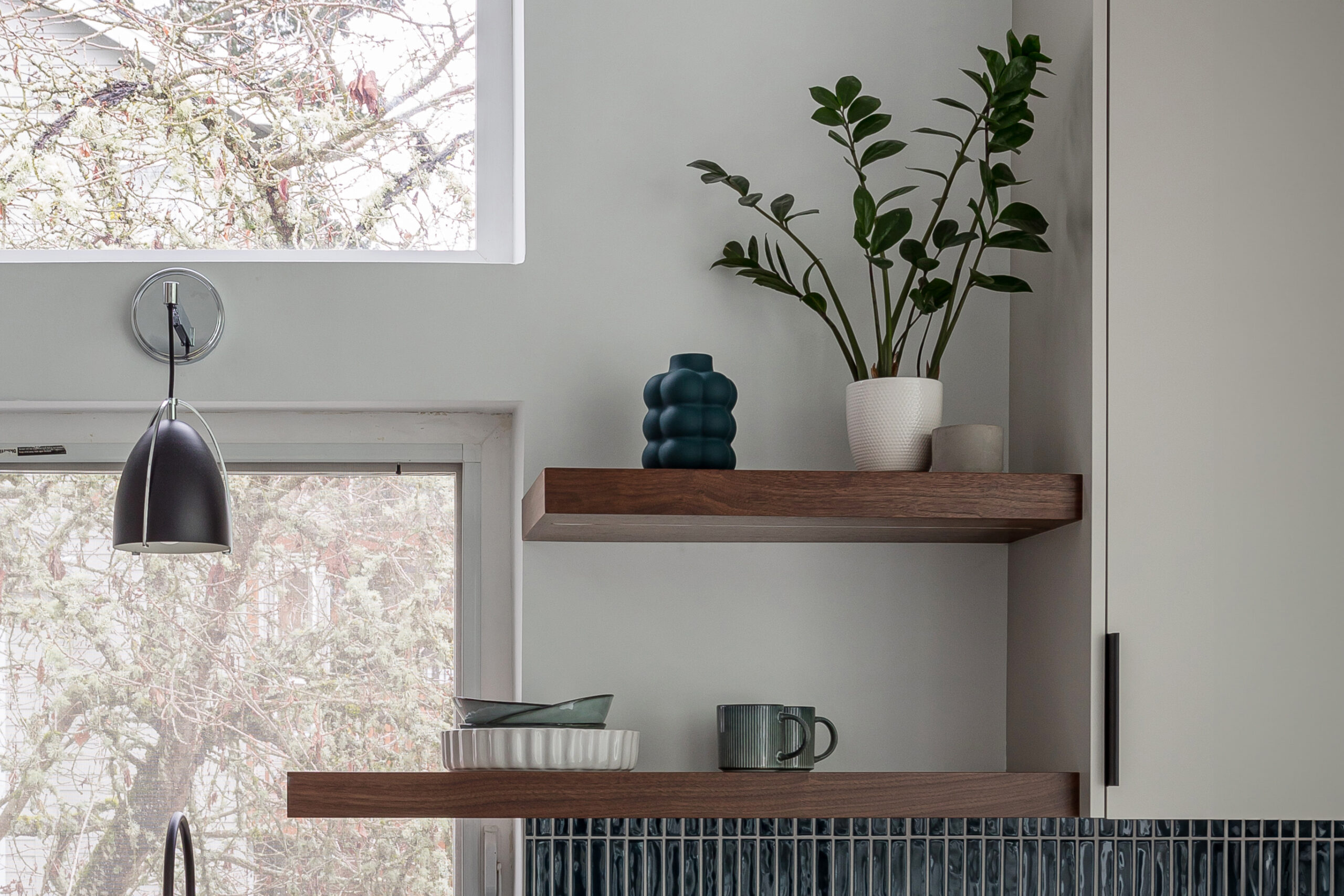 Understanding Cabinet Construction: Face Frame vs. Frameless Cabinets ...